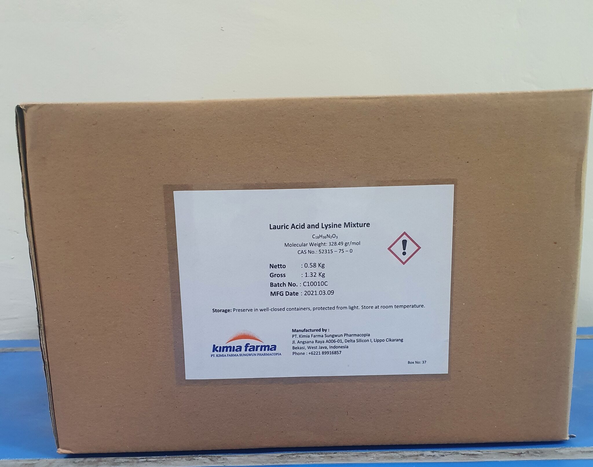 Lauric Acid and Lysine Mixture - PT. Kimia Farma Sungwun Pharmacopia